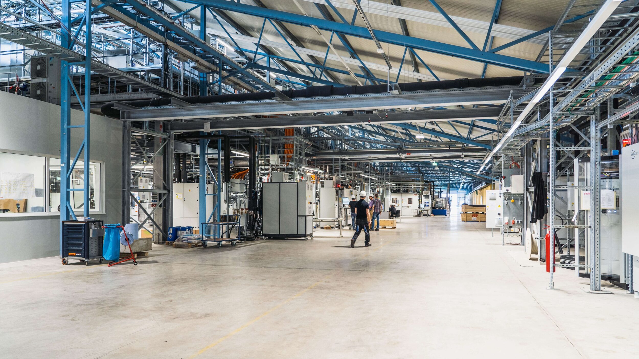 FEV eDLP - The innovative battery development and testing center - FEV ...